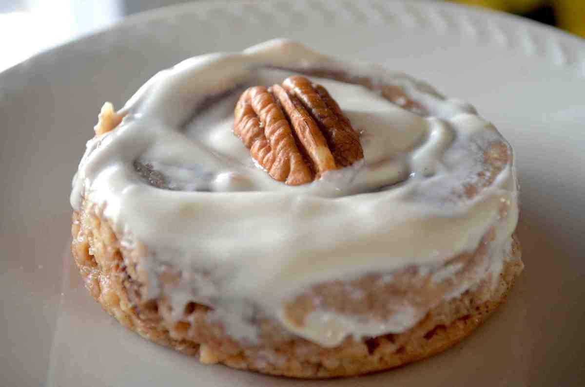 Buttery Mini Protein Cinnabun For One! - Mouthwatering Motivation