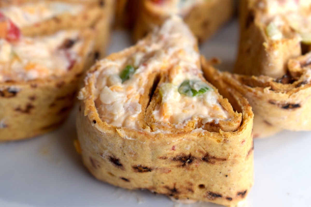 Low Carb Red Pepper and Cream Cheese Pinwheels - Mouthwatering Motivation