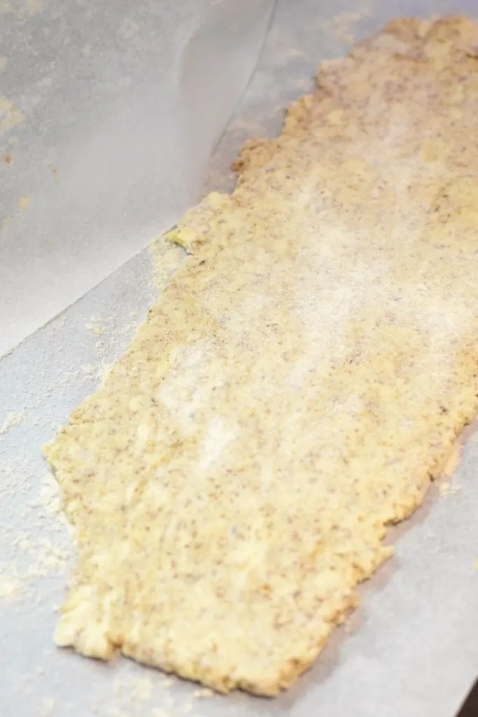 Keto Strawberry Cream Cheese Pastry Rolls - Mouthwatering Motivation